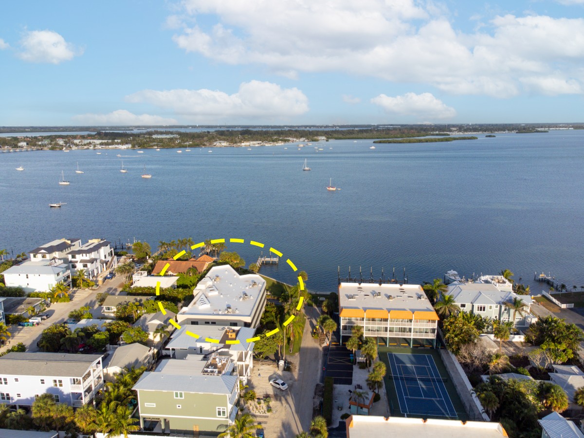 Bayview Condo B | BRADENTON BEACH, FL | Island Vacation Properties