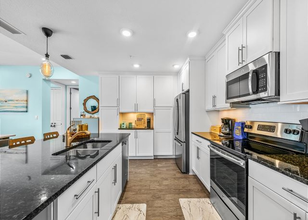 One Particular Harbour 391-201 | Bradenton, FL | Island Vacation Properties